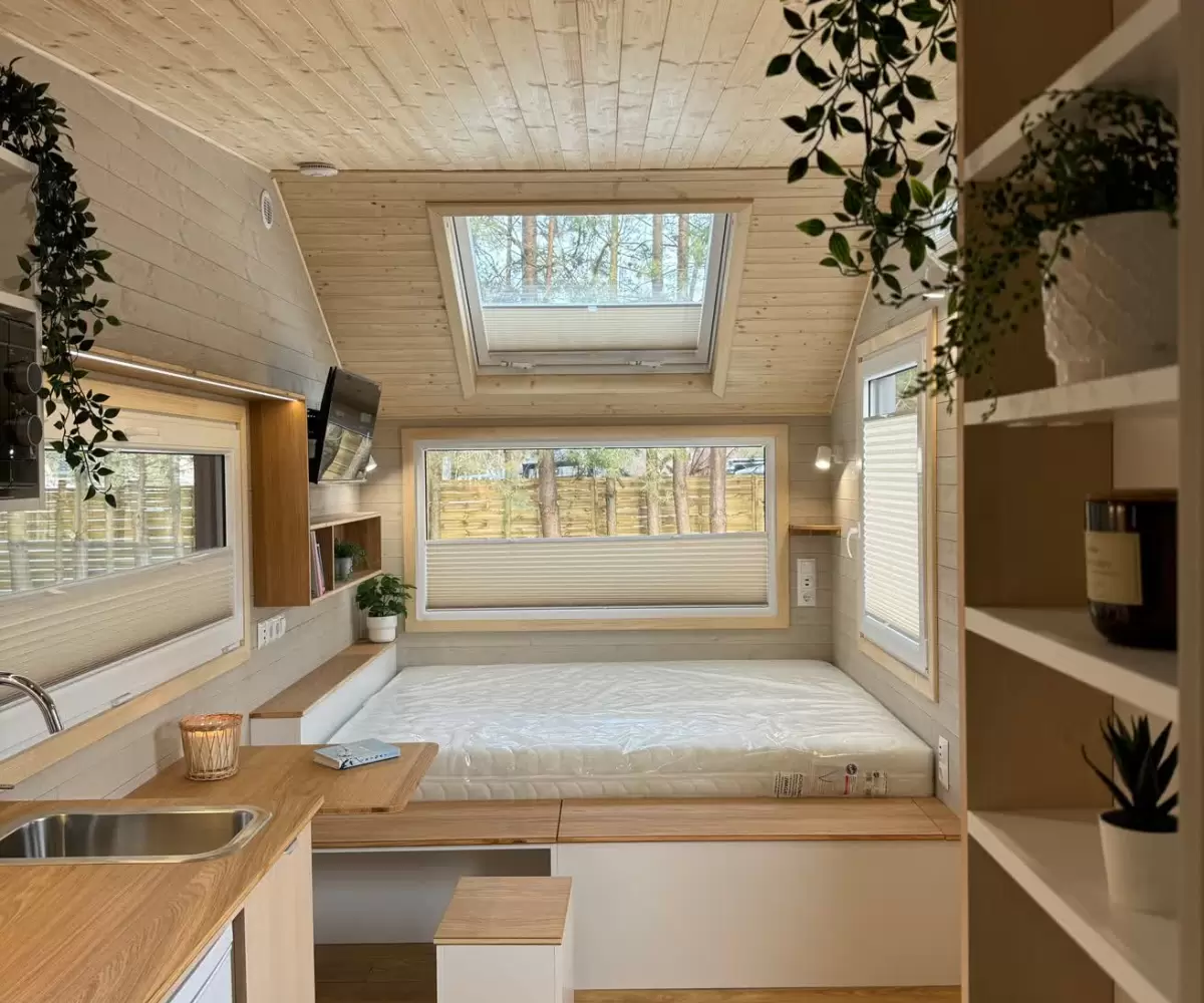 Tiny Home Moon | Tiny Home